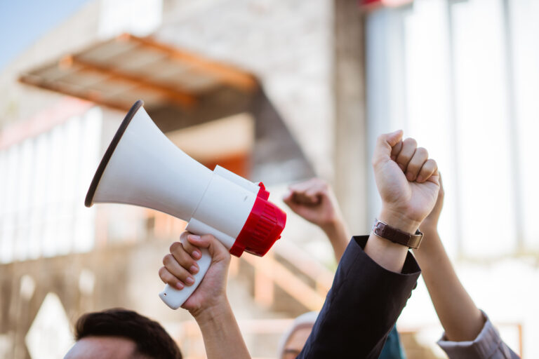 5 Contoh Lead Berita yang Menarik Perhatian Pembaca